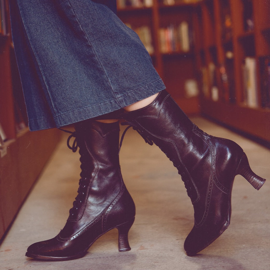 Tall Boots – Oak Tree Farms